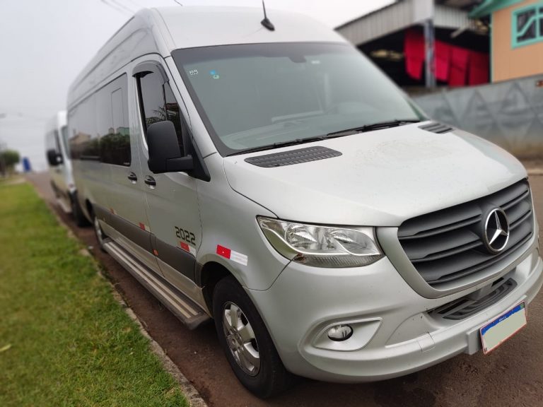 Sprinter 416 CDI super luxo 10 lugares 2021 completa- 6741 – Classi Ônibus
